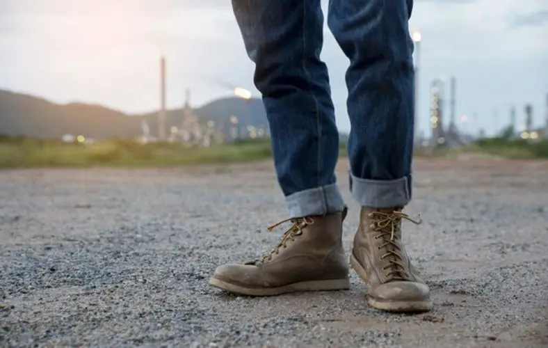 4 Best Jeans for Work Boots | Work Gearz